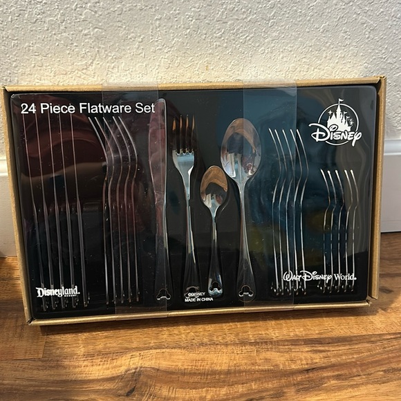 Disney | Kitchen | 24 Piece Flatware Set Disney | Poshmark